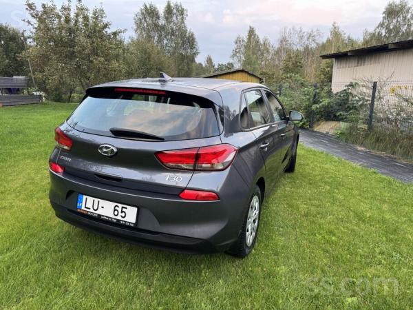 Pelēks Hyundai i30 2019 Rīga, ar dzinēja tilpumu 1.40 L un nobraukumu 61 tūkst. km par 9785 €, foto 4 vietnē AUTOMOTO.COM.LV