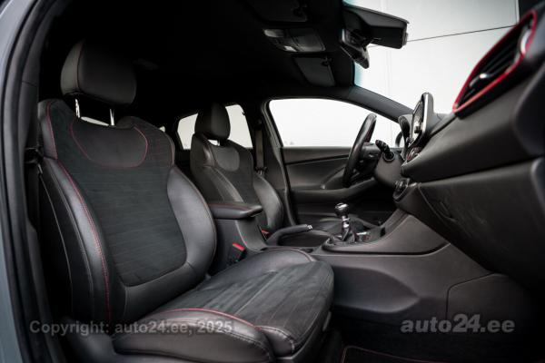 Grey Hyundai i30 2019 in Tartu, with an engine capacity of 2.00 L and mileage of 96 thousand km for 19900 €, photo 11 on AUTOMOTO.COM.LV