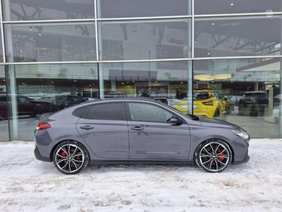 Pelēks Hyundai i30 2019 Viļņa, ar dzinēja tilpumu 2.00 L un nobraukumu 125 tūkst. km par 17500 €, foto 5 vietnē AUTOMOTO.COM.LV