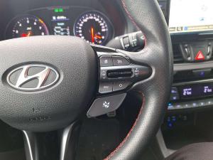 Pelēks Hyundai i30 2019 Viļņa, ar dzinēja tilpumu 2.00 L un nobraukumu 125 tūkst. km par 17500 €, foto 20 vietnē AUTOMOTO.COM.LV
