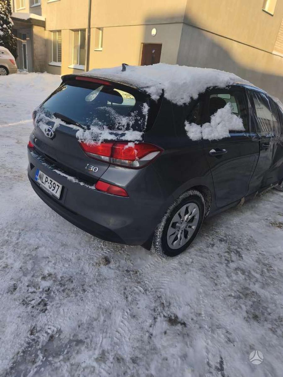 Grey Hyundai i30 2019 in Panevezys, with an engine capacity of 1.00 L and mileage of 85 thousand km for 7500 €, photo 2 on AUTOMOTO.COM.LV