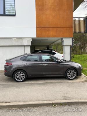 Pelēks Hyundai i30 2019 Tallina, ar dzinēja tilpumu 1.40 L un nobraukumu 67 tūkst. km par 12900 €, foto 3 vietnē AUTOMOTO.COM.LV