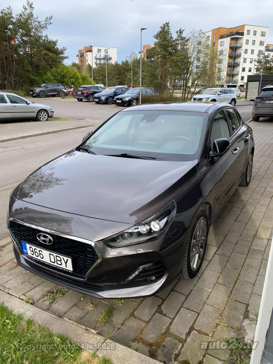 Pelēks Hyundai i30 2019 Tallina, ar dzinēja tilpumu 1.40 L un nobraukumu 67 tūkst. km par 12900 €, foto 6 vietnē AUTOMOTO.COM.LV
