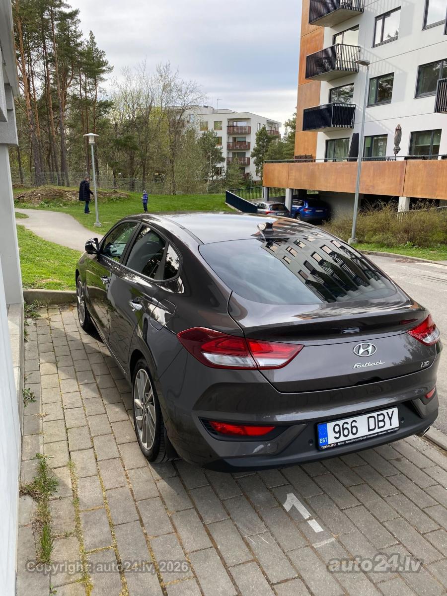 Pelēks Hyundai i30 2019 Tallina, ar dzinēja tilpumu 1.40 L un nobraukumu 67 tūkst. km par 12900 €, foto 7 vietnē AUTOMOTO.COM.LV