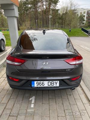 Pelēks Hyundai i30 2019 Tallina, ar dzinēja tilpumu 1.40 L un nobraukumu 67 tūkst. km par 12900 €, foto 8 vietnē AUTOMOTO.COM.LV