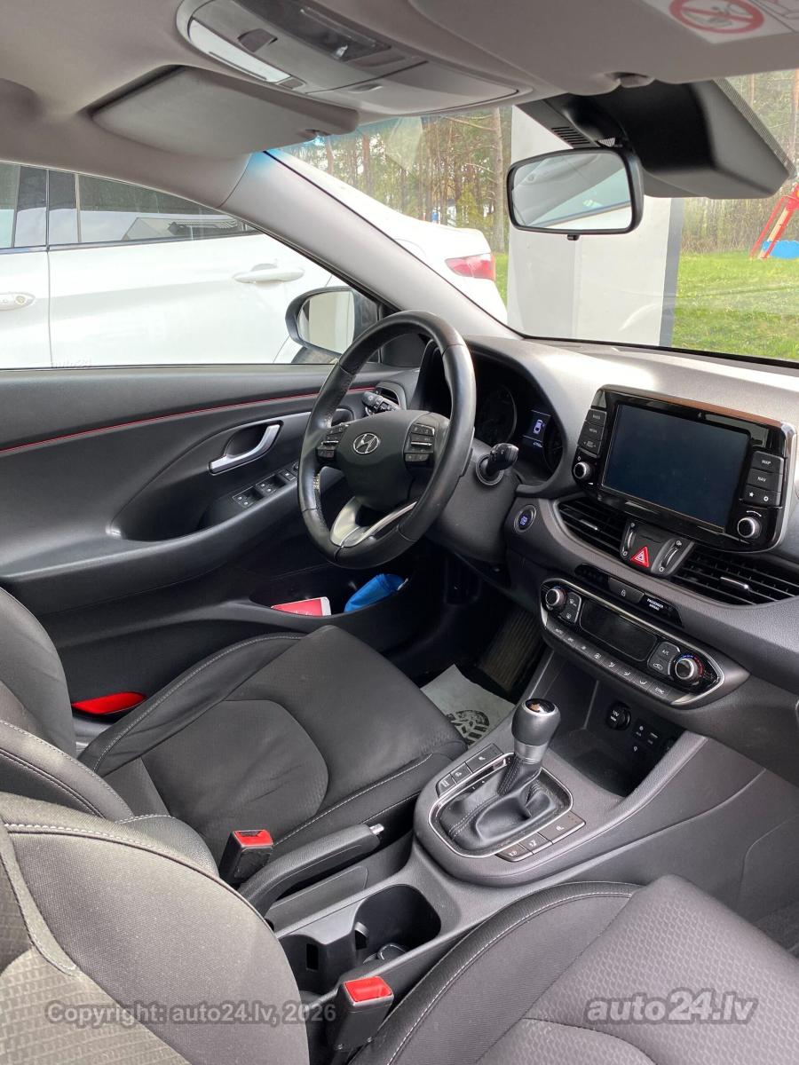Pelēks Hyundai i30 2019 Tallina, ar dzinēja tilpumu 1.40 L un nobraukumu 67 tūkst. km par 12900 €, foto 10 vietnē AUTOMOTO.COM.LV