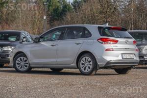 Pelēks Hyundai i30 2019 Rīga, ar dzinēja tilpumu 1.00 L un nobraukumu 162 tūkst. km par 6990 €, foto 4 vietnē AUTOMOTO.COM.LV