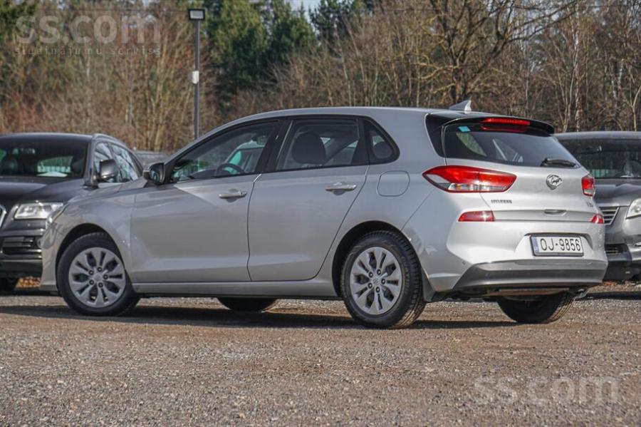 Pelēks Hyundai i30 2019 Rīga, ar dzinēja tilpumu 1.00 L un nobraukumu 162 tūkst. km par 6990 €, foto 4 vietnē AUTOMOTO.COM.LV