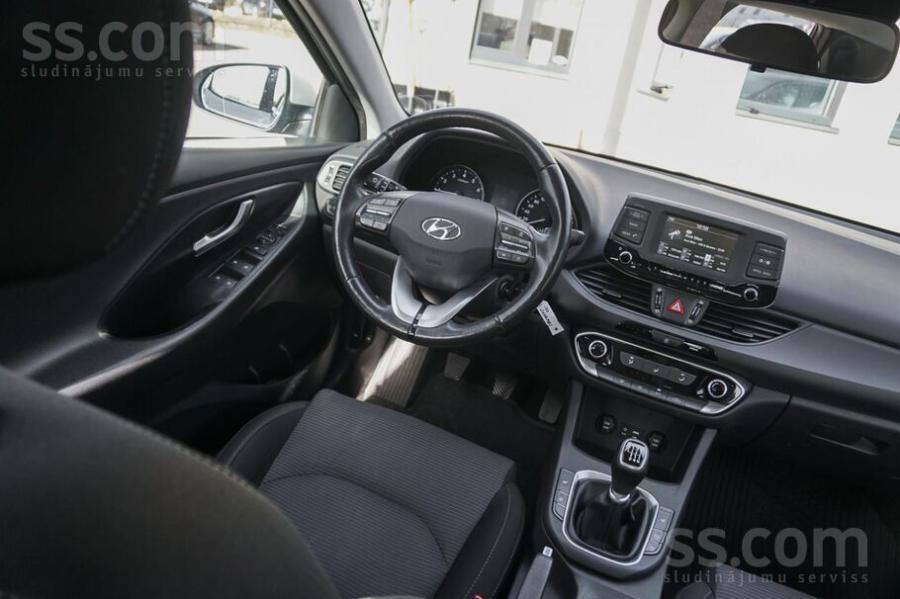 Pelēks Hyundai i30 2019 Rīga, ar dzinēja tilpumu 1.00 L un nobraukumu 162 tūkst. km par 6990 €, foto 9 vietnē AUTOMOTO.COM.LV