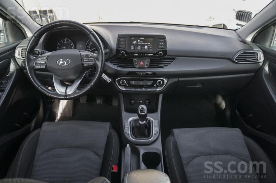 Pelēks Hyundai i30 2019 Rīga, ar dzinēja tilpumu 1.00 L un nobraukumu 162 tūkst. km par 6990 €, foto 10 vietnē AUTOMOTO.COM.LV