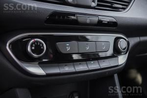 Pelēks Hyundai i30 2019 Rīga, ar dzinēja tilpumu 1.00 L un nobraukumu 162 tūkst. km par 6990 €, foto 15 vietnē AUTOMOTO.COM.LV