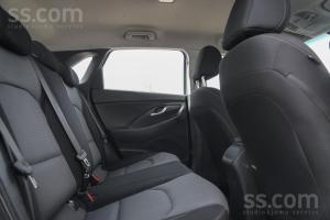 Pelēks Hyundai i30 2019 Rīga, ar dzinēja tilpumu 1.00 L un nobraukumu 162 tūkst. km par 6990 €, foto 19 vietnē AUTOMOTO.COM.LV