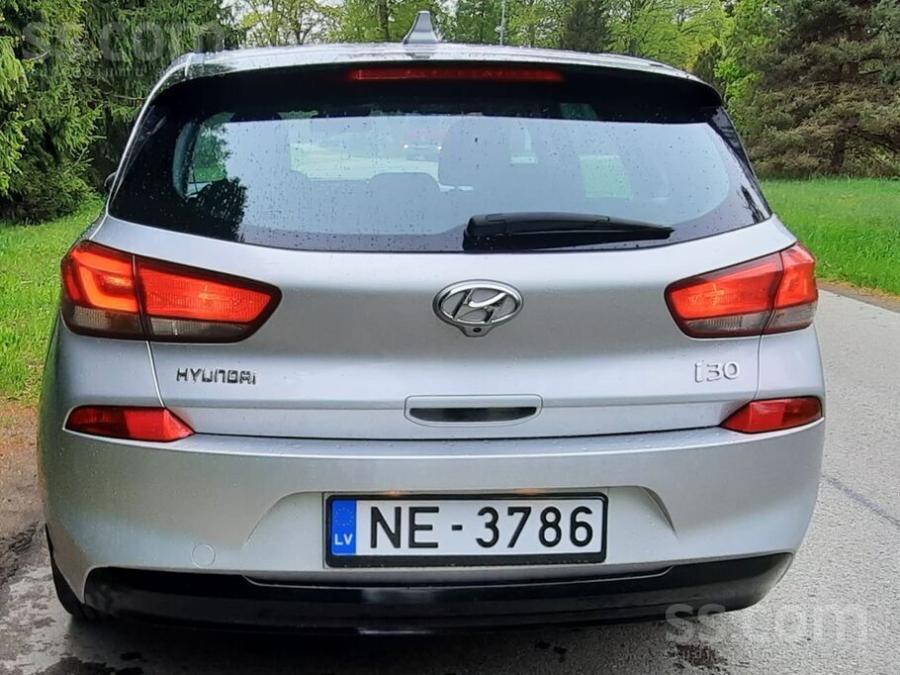 Pelēks Hyundai i30 2019 Liepāja, ar dzinēja tilpumu 1.00 L un nobraukumu 87 tūkst. km par 6600 €, foto 5 vietnē AUTOMOTO.COM.LV