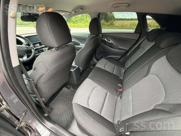Серый Хендай i30 2019 в Рига, объемом двигателя 1.40 л и пробегом 67 тыс. км за 9500 €, фото 6 на AUTOMOTO.COM.LV