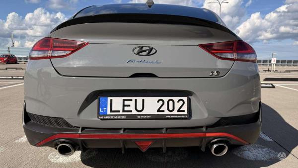 Grey Hyundai i30 2019 in Kaunas, with an engine capacity of 2.00 L and mileage of 63 thousand km for 20999 €, photo 8 on AUTOMOTO.COM.LV