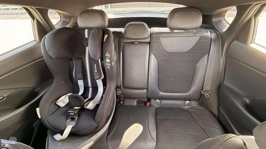 Pelēks Hyundai i30 2019 Kauņa, ar dzinēja tilpumu 2.00 L un nobraukumu 63 tūkst. km par 20999 €, foto 12 vietnē AUTOMOTO.COM.LV