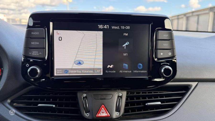 Pelēks Hyundai i30 2019 Kauņa, ar dzinēja tilpumu 2.00 L un nobraukumu 63 tūkst. km par 20999 €, foto 19 vietnē AUTOMOTO.COM.LV