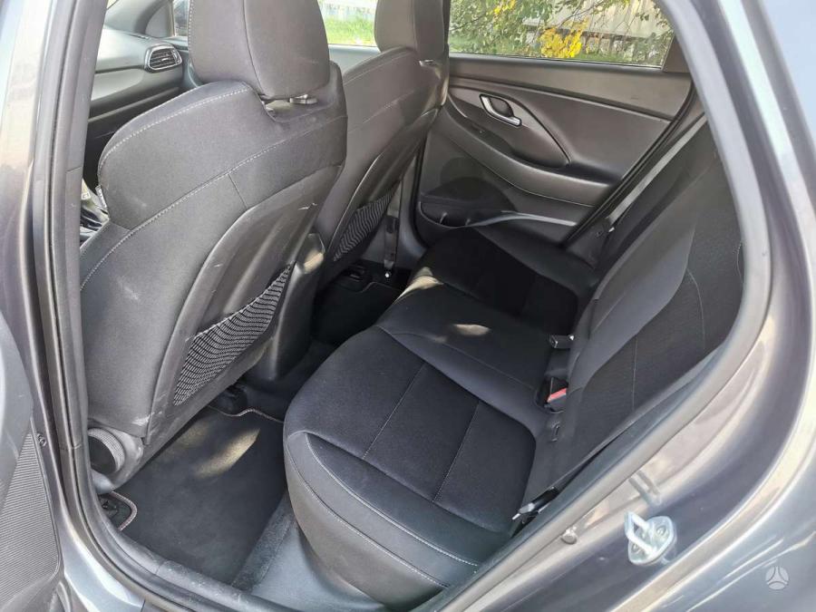 Pelēks Hyundai i30 2019 Kauņa, ar dzinēja tilpumu 1.58 L un nobraukumu 254 tūkst. km par 8500 €, foto 15 vietnē AUTOMOTO.COM.LV