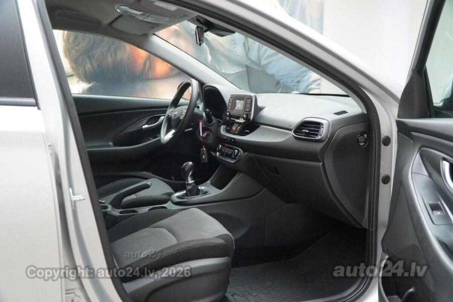 Pelēks Hyundai i30 2020 Tallina, ar dzinēja tilpumu 1.60 L un nobraukumu 141 tūkst. km par 14050 €, foto 8 vietnē AUTOMOTO.COM.LV