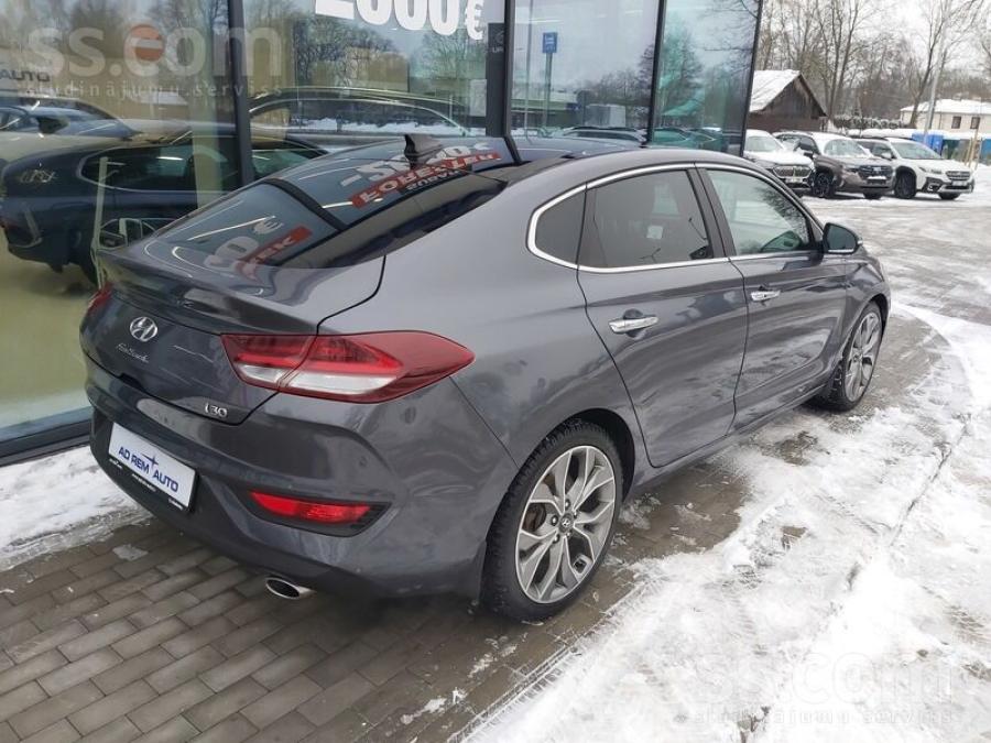 Grey Hyundai i30 2020 in Riga, with an engine capacity of 1.40 L and mileage of 162 thousand km for 13500 €, photo 4 on AUTOMOTO.COM.LV