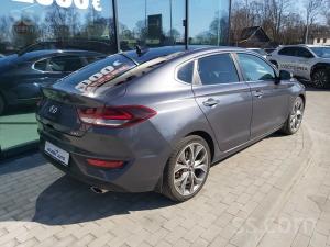 Pelēks Hyundai i30 2020 Rīga, ar dzinēja tilpumu 1.40 L un nobraukumu 162 tūkst. km par 12300 €, foto 5 vietnē AUTOMOTO.COM.LV