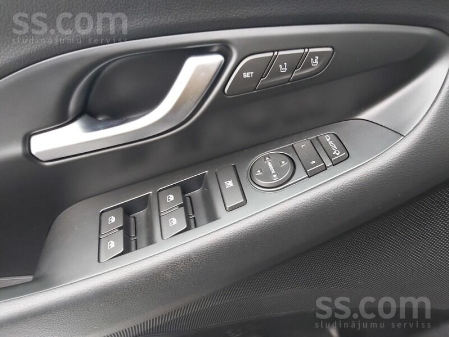 Pelēks Hyundai i30 2020 Rīga, ar dzinēja tilpumu 1.40 L un nobraukumu 162 tūkst. km par 12300 €, foto 26 vietnē AUTOMOTO.COM.LV