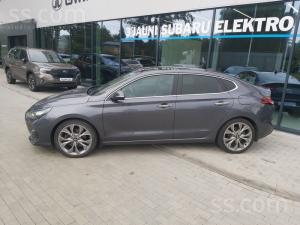 Pelēks Hyundai i30 2020 Rīga, ar dzinēja tilpumu 1.40 L un nobraukumu 162 tūkst. km par 12300 €, foto 3 vietnē AUTOMOTO.COM.LV