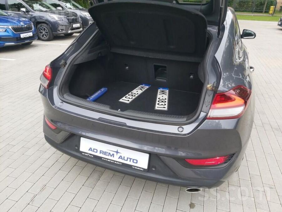 Pelēks Hyundai i30 2020 Rīga, ar dzinēja tilpumu 1.40 L un nobraukumu 162 tūkst. km par 12300 €, foto 5 vietnē AUTOMOTO.COM.LV