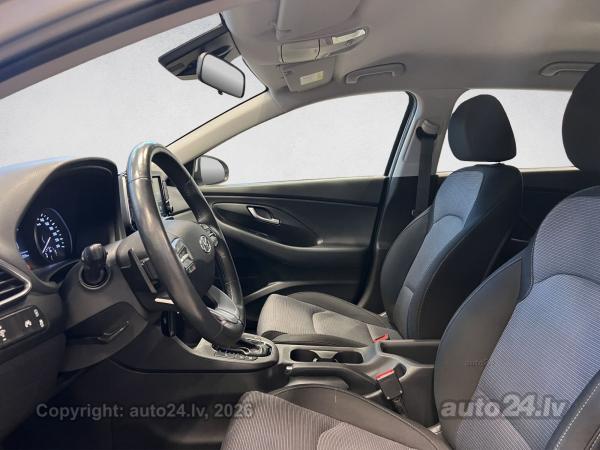 Pelēks Hyundai i30 2020 Tallina, ar dzinēja tilpumu 1.40 L un nobraukumu 120 tūkst. km par 9200 €, foto 9 vietnē AUTOMOTO.COM.LV
