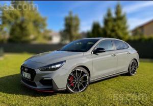 Pelēks Hyundai i30 2020 Liepāja, ar dzinēja tilpumu 2.00 L un nobraukumu 65 tūkst. km par 20199 €, foto  vietnē AUTOMOTO.COM.LV