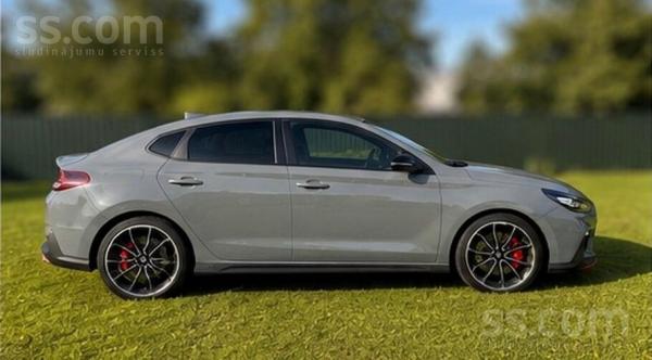 Серый Хендай i30 2020 в Лиепая, объемом двигателя 2.00 л и пробегом 65 тыс. км за 20199 €, фото 3 на AUTOMOTO.COM.LV
