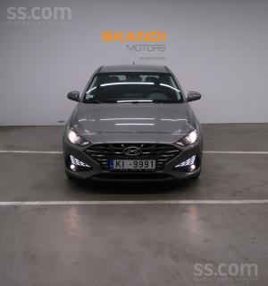 Pelēks Hyundai i30 2021 Rīga, ar dzinēja tilpumu 1.00 L un nobraukumu 53 tūkst. km par 14790 €, foto 2 vietnē AUTOMOTO.COM.LV