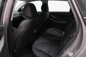 Pelēks Hyundai i30 2021 Rīga, ar dzinēja tilpumu 1.00 L un nobraukumu 53 tūkst. km par 14790 €, foto 9 vietnē AUTOMOTO.COM.LV