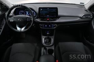 Pelēks Hyundai i30 2021 Rīga, ar dzinēja tilpumu 1.00 L un nobraukumu 53 tūkst. km par 14790 €, foto 13 vietnē AUTOMOTO.COM.LV