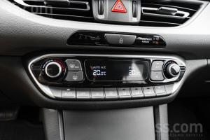 Серый Хендай i30 2021 в Рига, объемом двигателя 1.00 л и пробегом 58 тыс. км за 15950 €, фото 17 на AUTOMOTO.COM.LV