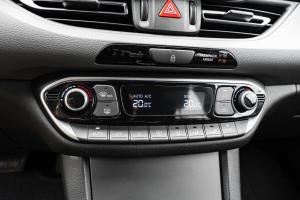 Серый Хендай i30 2021 в Рига, объемом двигателя 1.00 л и пробегом 58 тыс. км за 15950 €, фото 17 на AUTOMOTO.COM.LV