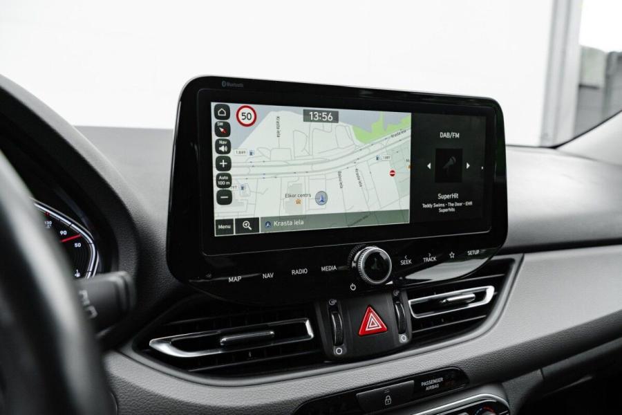 Серый Хендай i30 2021 в Рига, объемом двигателя 1.00 л и пробегом 58 тыс. км за 15950 €, фото 19 на AUTOMOTO.COM.LV
