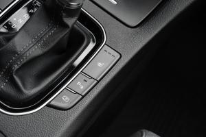 Серый Хендай i30 2021 в Рига, объемом двигателя 1.00 л и пробегом 58 тыс. км за 15950 €, фото 27 на AUTOMOTO.COM.LV