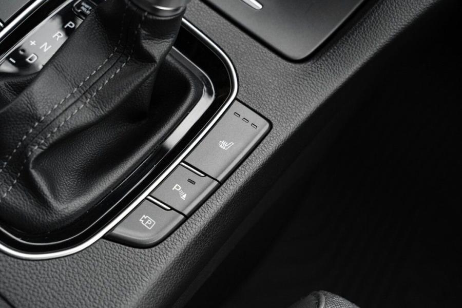 Серый Хендай i30 2021 в Рига, объемом двигателя 1.00 л и пробегом 58 тыс. км за 15950 €, фото 27 на AUTOMOTO.COM.LV