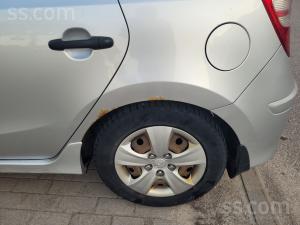 Серый Хендай i30 2021 в Елгава, объемом двигателя 1.60 л и пробегом 306 тыс. км за 2290 €, фото 4 на AUTOMOTO.COM.LV