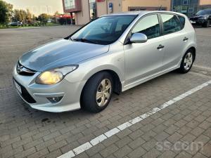 Серый Хендай i30 2021 в Елгава, объемом двигателя 1.60 л и пробегом 306 тыс. км за 2290 €, фото 12 на AUTOMOTO.COM.LV