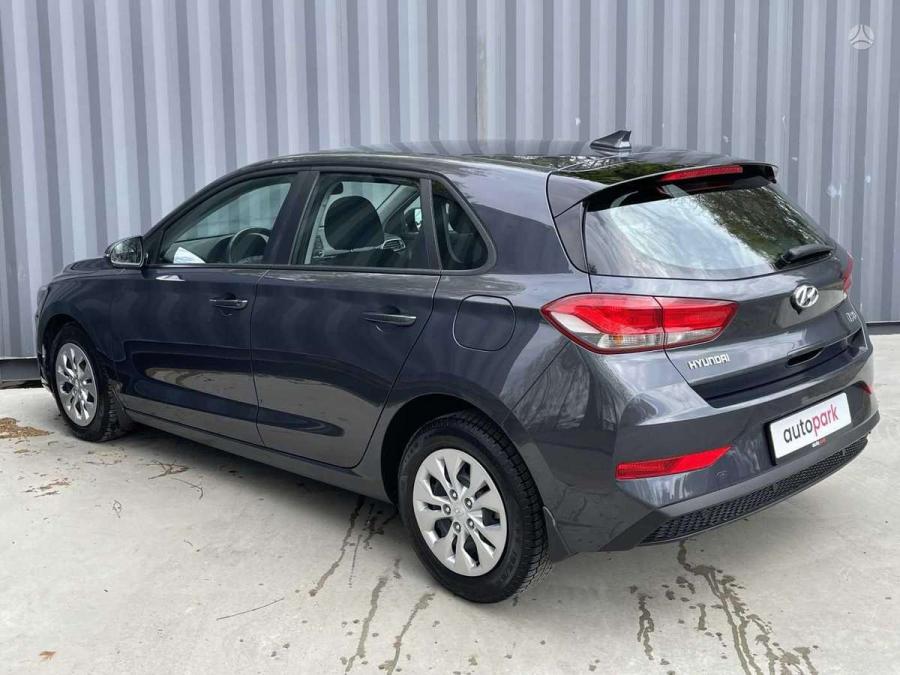 Серый Хендай i30 2021 в Вильнюс, объемом двигателя 1.50 л и пробегом 113 тыс. км за 9999 €, фото 5 на AUTOMOTO.COM.LV