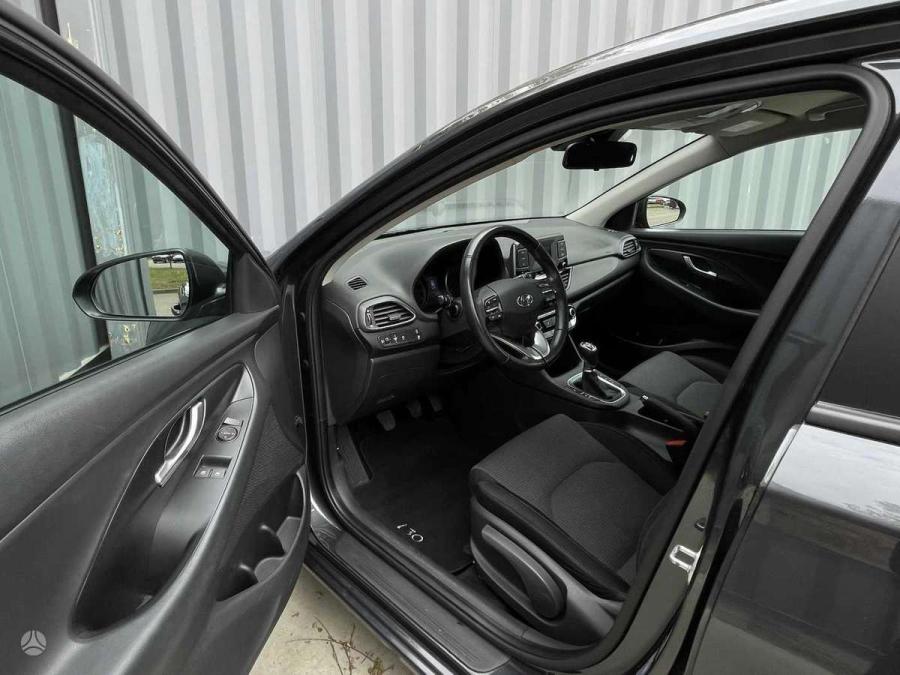 Серый Хендай i30 2021 в Вильнюс, объемом двигателя 1.50 л и пробегом 113 тыс. км за 9999 €, фото 11 на AUTOMOTO.COM.LV