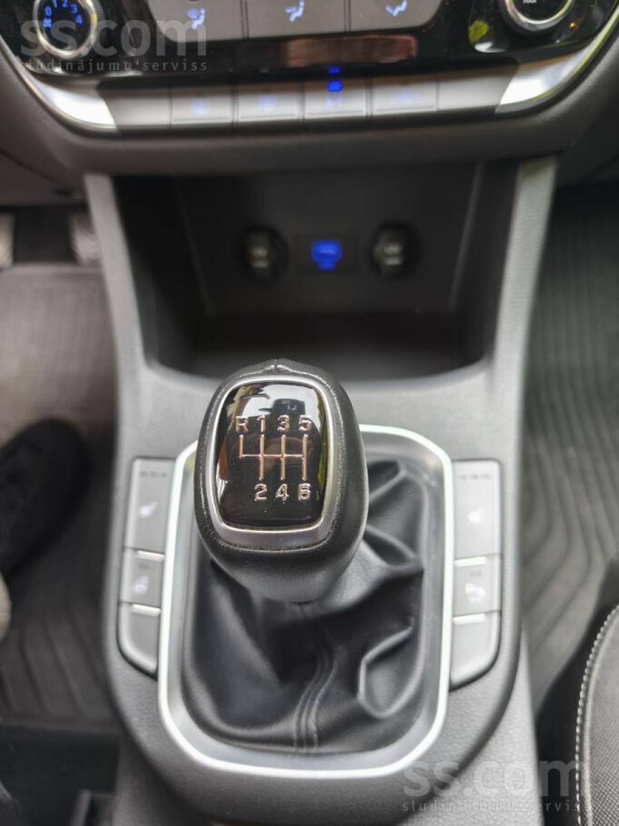 Серый Хендай i30 2021 в Рига, объемом двигателя 1.40 л и пробегом 156 тыс. км за 9400 €, фото 13 на AUTOMOTO.COM.LV
