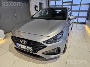 Pelēks Hyundai i30 2021 Liepāja, ar dzinēja tilpumu 1.50 L un nobraukumu 86 tūkst. km par 9950 €, foto 4 vietnē AUTOMOTO.COM.LV