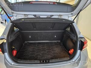 Pelēks Hyundai i30 2021 Liepāja, ar dzinēja tilpumu 1.50 L un nobraukumu 86 tūkst. km par 9950 €, foto 12 vietnē AUTOMOTO.COM.LV