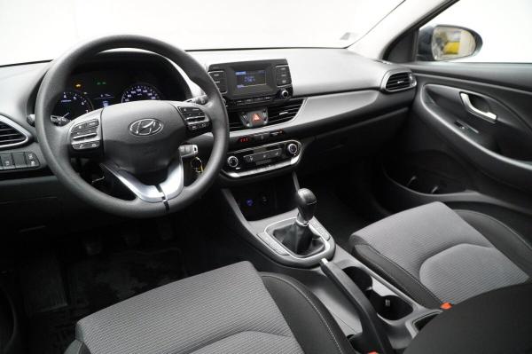 Grey Hyundai i30 2022 in Peetri, with an engine capacity of 1.40 L and mileage of 117 thousand km for 15000 €, photo 11 on AUTOMOTO.COM.LV