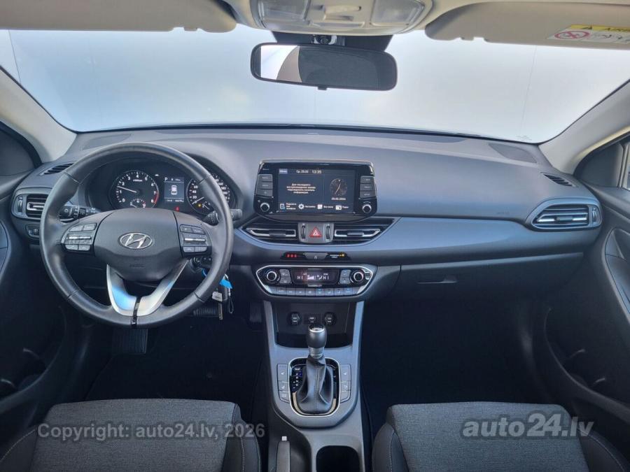 Grey Hyundai i30 2022 in Tallinn, with an engine capacity of 1.00 L and mileage of 49 thousand km for 14995 €, photo 8 on AUTOMOTO.COM.LV