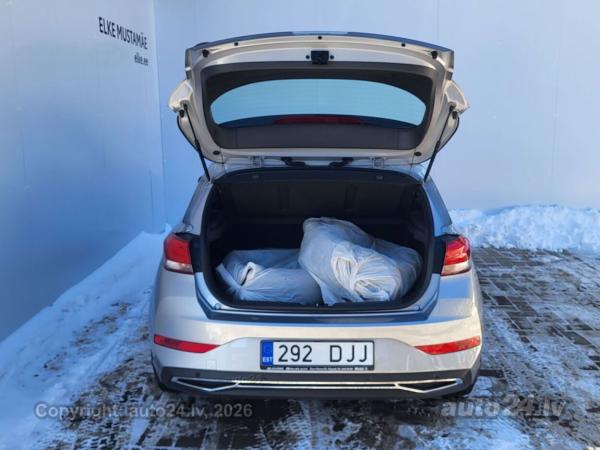 Pelēks Hyundai i30 2022 Tallina, ar dzinēja tilpumu 1.00 L un nobraukumu 49 tūkst. km par 14995 €, foto 10 vietnē AUTOMOTO.COM.LV