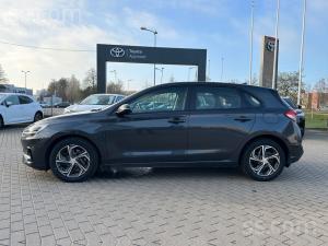 Grey Hyundai i30 2022 in Liepaja, with an engine capacity of 1.00 L and mileage of 67 thousand km for 13100 €, photo 3 on AUTOMOTO.COM.LV